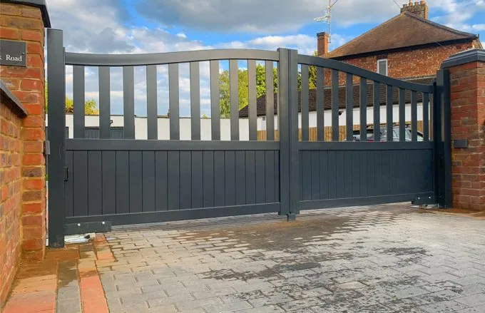 Partial Privacy Double Swing Gate – Solid vertical infill bell-curved ...